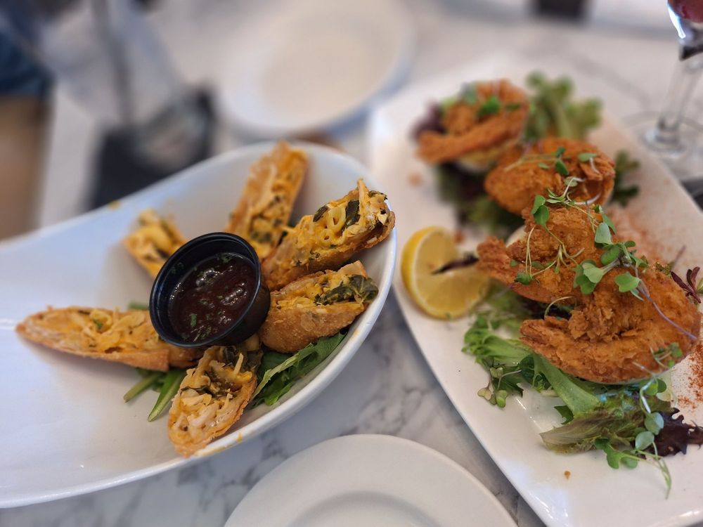 SOUTHERN QUEENZ RESTAURANT & BAR - Updated December 2025 - 356 Photos ...