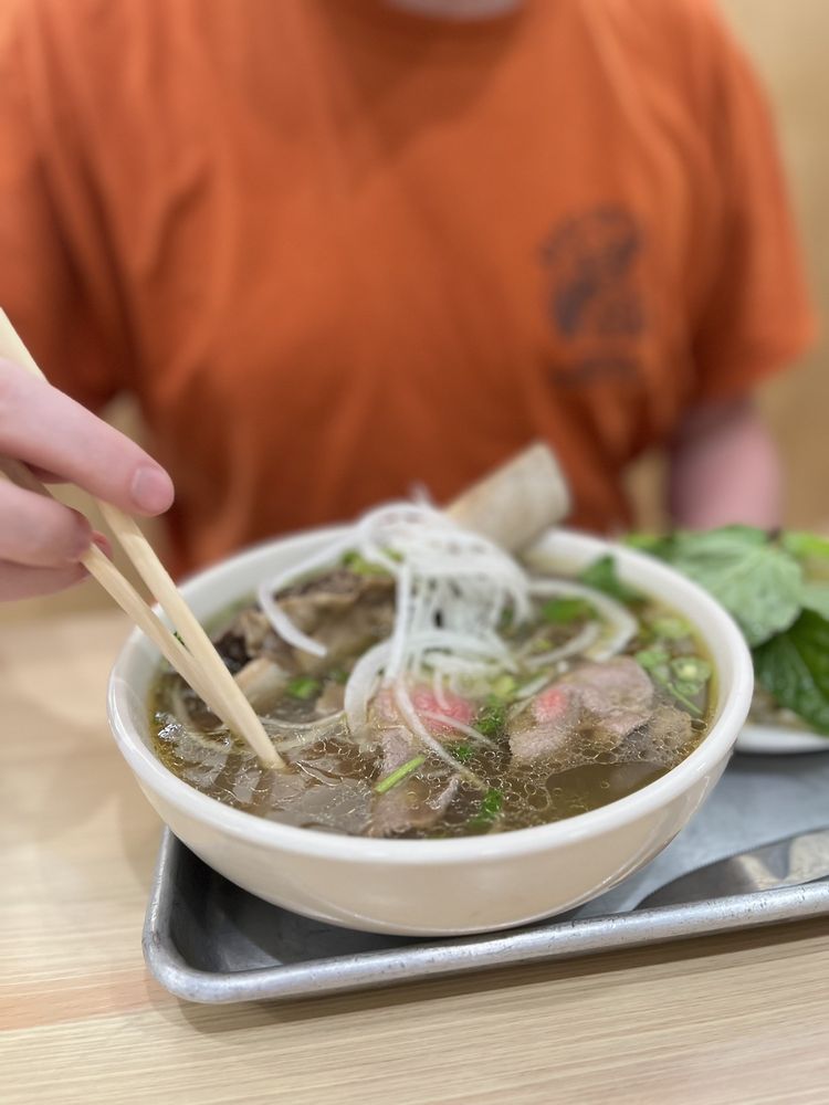 PHO HOUSE - Updated December 2025 - 59 Photos & 44 Reviews - 331 White ...