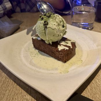 MRS FISH - Cocktail Bar at 448 South Hill St, Los Angeles, California ...