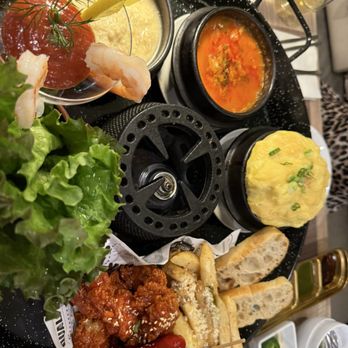 KARDEN - Updated October 2025 - 313 Photos & 81 Reviews - 630 Broad Ave ...