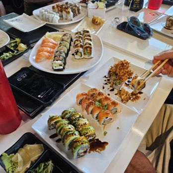 2 THA JOINT SUSHI - Updated September 2024 - 569 Photos & 468 Reviews ...