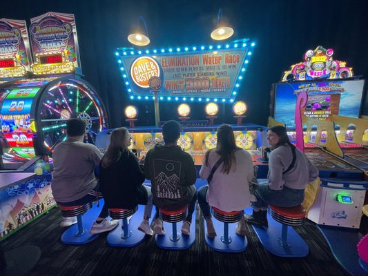 DAVE & BUSTER’S COLORADO SPRINGS - Updated November 2024 - 35 Photos ...