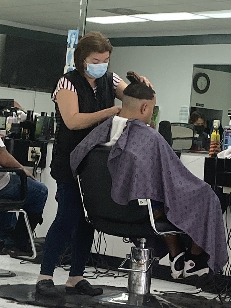 FANTASTIC HAIRCUTS - Updated October 2025 - 900 S Wayside Dr, Houston ...