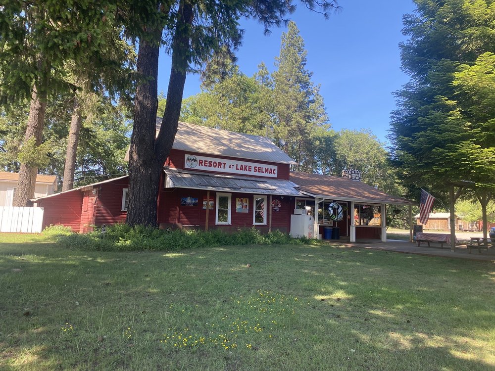 RESORT AT LAKE SELMAC - Updated May 2025 - 2700 Lakeshore Dr, Selma ...