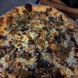 NORTH OF BROOKLYN PIZZERIA - Updated May 2025 - 42 Photos & 26 Reviews ...