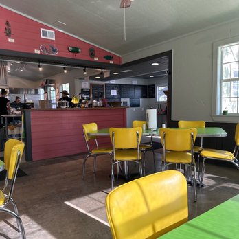 MAC & ERNIE’S ROADSIDE EATERY - Updated May 2025 - 87 Photos & 105 ...