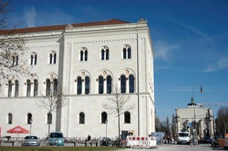 FACHBIBLIOTHEK THEOLOGIE & PHILOSOPHIE DER LMU MÜNCHEN - Geschwister ...