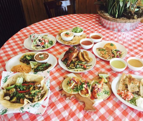 FIRESIDE CHICKEN AND TACOS - 42 Photos & 19 Reviews - 18110 Midway Rd ...