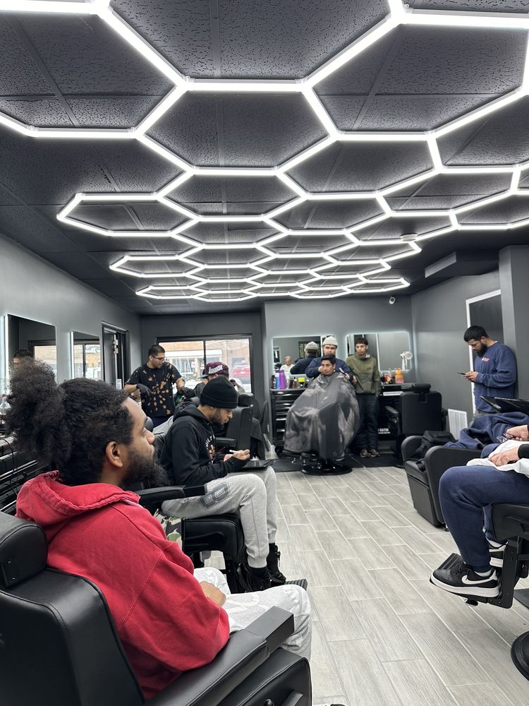 FRESH FADES BARBERSHOP - Updated October 2025 - 32 Photos & 30 Reviews ...