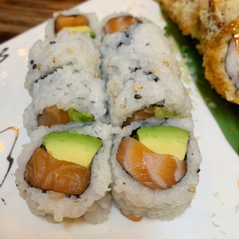 SUMO - Updated May 2025 - 106 Photos & 93 Reviews - 111 E Yakima Ave ...