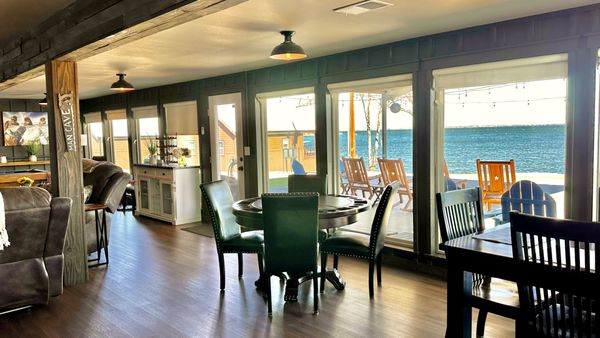 OPEN WATER LODGE & CABINS - Updated December 2025 - 60 Photos - 400 Vz ...