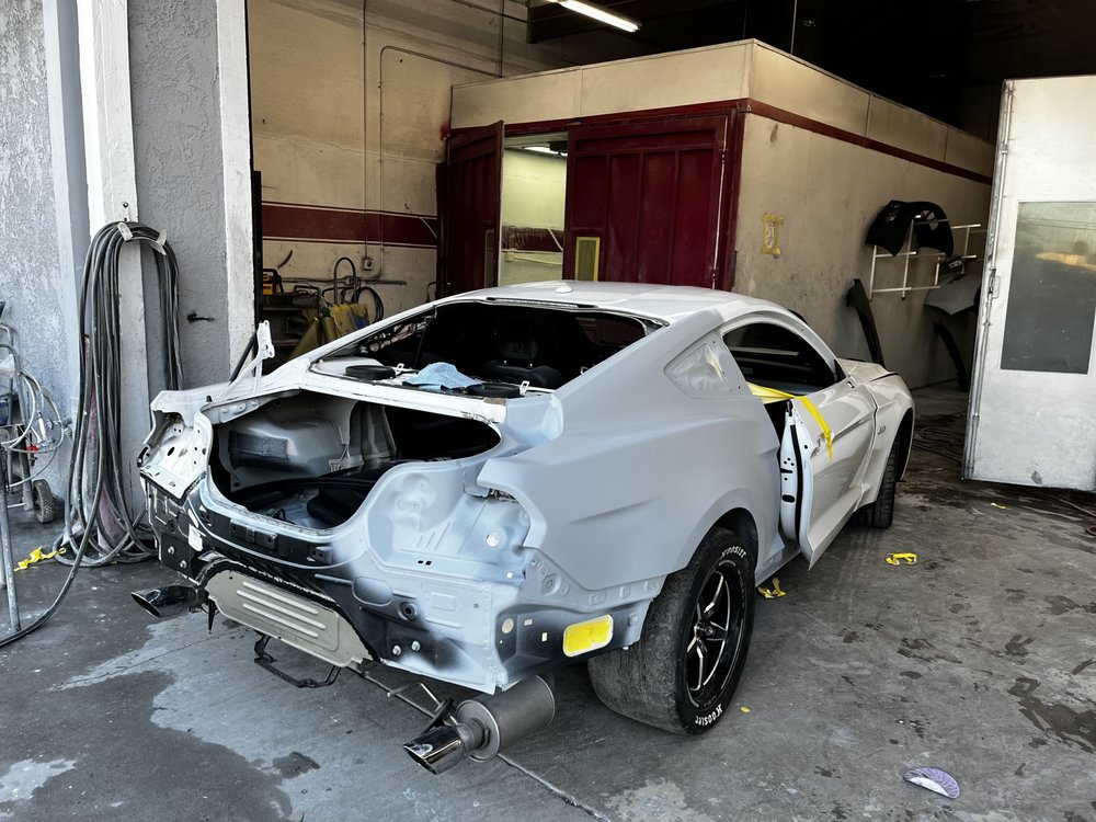 Yoshi S Auto Body Repair