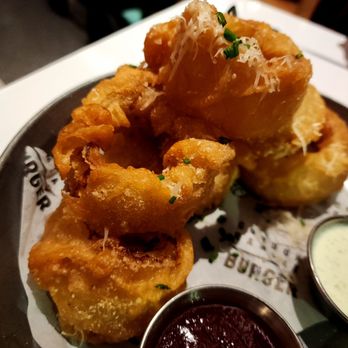 GORDON RAMSAY BURGER - 163 Photos & 102 Reviews - 99 Blackstone St ...