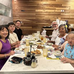 KW CAFE - Updated September 2025 - 1174 Photos & 323 Reviews - 19101 ...