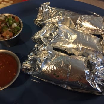 MUCHO SI - Updated December 2025 - 15 Photos & 16 Reviews - 202 East ...