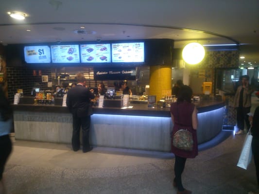 GUZMAN Y GOMEZ - Updated May 2025 - Collins Place Food Court, Melbourne ...