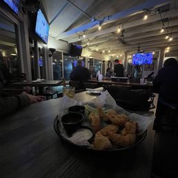 OAR HOUSE PUB - Updated December 2025 - 50 Photos & 88 Reviews - 318 ...