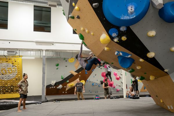 EDGEWORKS CLIMBING - BEL-RED - Updated December 2025 - 22 Photos - 1645 140th Ave NE, Bellevue ...