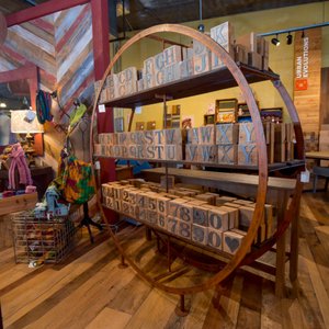 THE QUILTING CONNECTION -APPLETON - 15 Photos - 1017 W Northland Ave ...