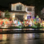 EAST SACRAMENTO’S FAB 40S CHRISTMAS LIGHTS - 226 Photos & 84 Reviews ...