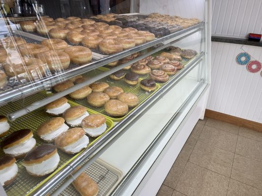 MASTER HOMEMADE DONUTS - Updated October 2025 - 48 Photos & 54 Reviews ...