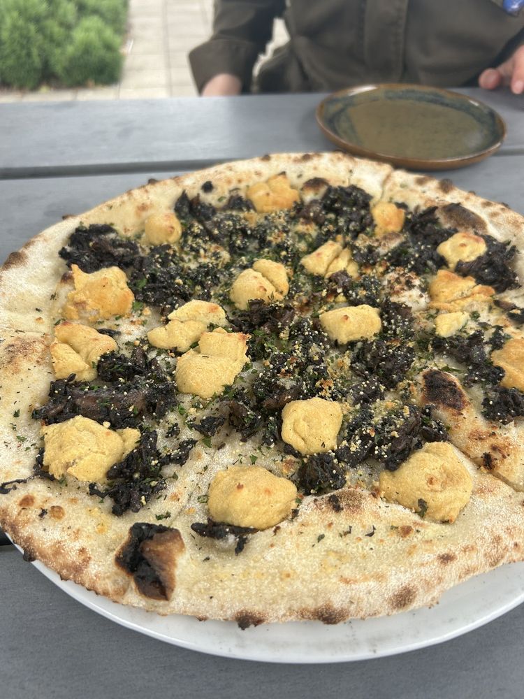 EMBER PIZZA BAROSSA - Updated October 2024 - 18 Tanunda Rd, Nuriootpa ...