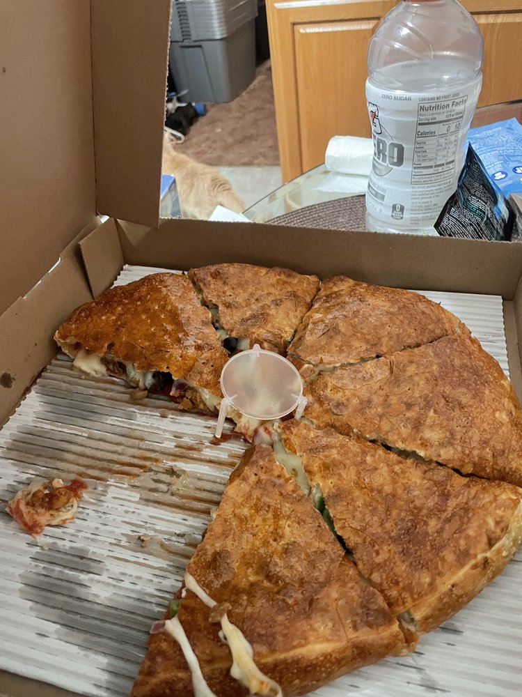 BREADEAUX PIZZA - Updated August 2025 - 4830 Maple Dr, Pleasant Hill ...