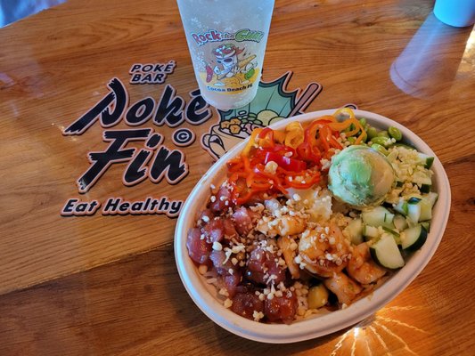 POKÉ FIN - Updated December 2025 - 18 Photos & 18 Reviews - 7500 Lake ...