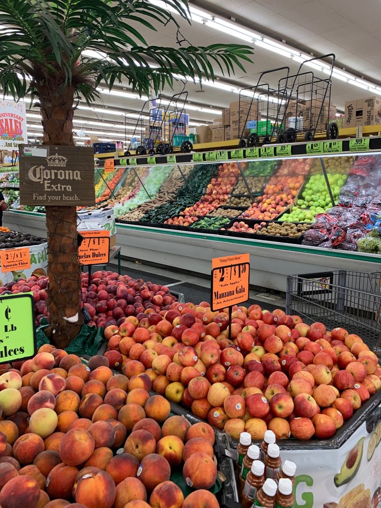 BODEGA RANCH MARKET - 11 Photos & 13 Reviews - Grocery - 17305 Valley ...