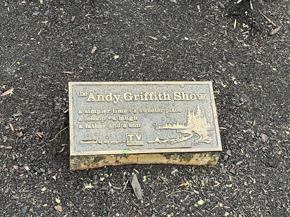 ANDY GRIFFITH MONUMENT - Updated August 2024 - 12 Photos - 218 Rockford ...