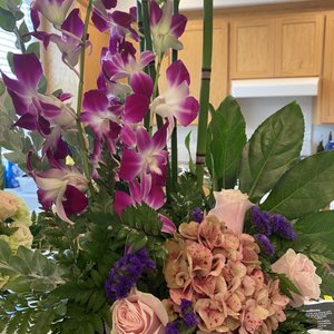 GILROY FLOWER SHOP - 18 Photos & 44 Reviews - Florists - 47 5th St ...