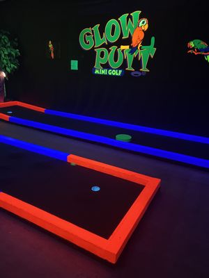 GLOW PUTT MINI GOLF - 166 Photos & 110 Reviews - 45-056 Kamehameha Hwy ...