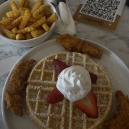 SOUTHERN QUEENZ RESTAURANT & BAR - Updated July 2025 - 345 Photos & 101 ...