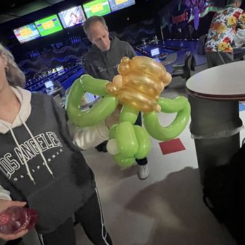 RAYMONDS BOWL AND ENTERTAINMENT - Updated January 2026 - 27 Photos ...