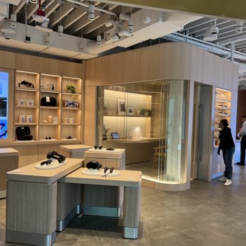 META STORE - Updated January 2026 - 24 Photos & 11 Reviews - 322 ...