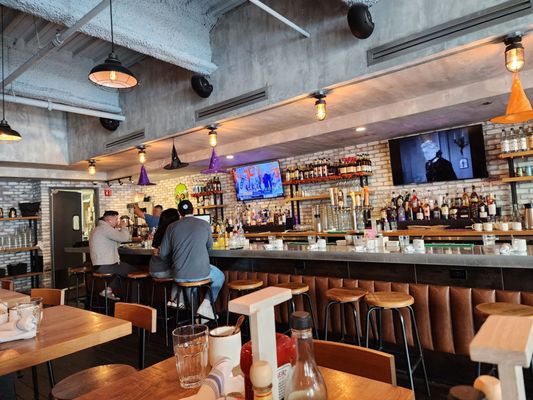 LAND & LAKE KITCHEN - Updated December 2025 - 396 Photos & 336 Reviews ...