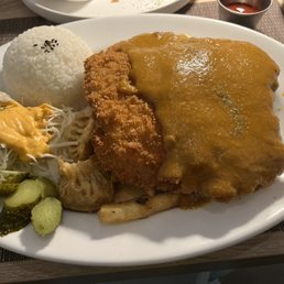 KARDEN - Updated October 2025 - 301 Photos & 81 Reviews - 630 Broad Ave ...