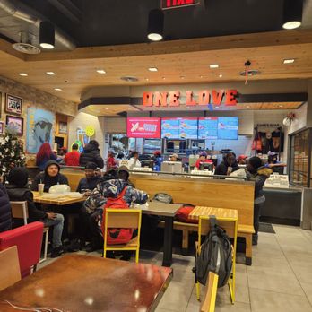 RAISING CANE’S CHICKEN FINGERS - Updated 2024 - 81 Photos & 36 Reviews ...