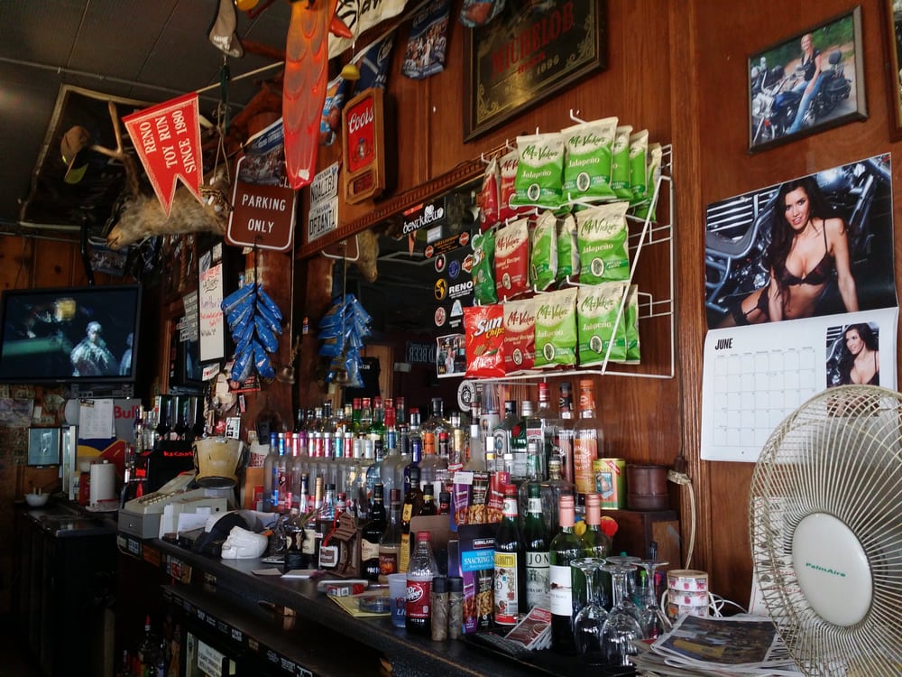 ALTURAS BAR - Updated May 2025 - 16 Photos & 22 Reviews - 1044 E 4th St ...