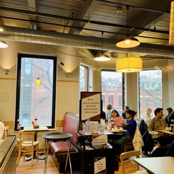 TRIDENT BOOKSELLERS & CAFÉ - Updated November 2024 - 1030 Photos & 2111 ...