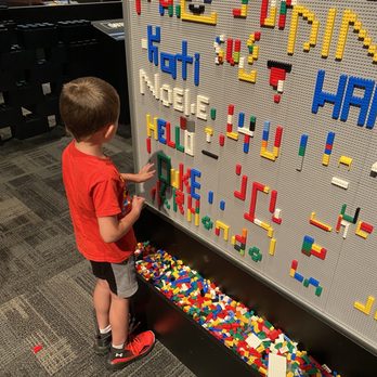 SCIENCE CENTER OF IOWA - Updated December 2025 - 216 Photos & 68 ...
