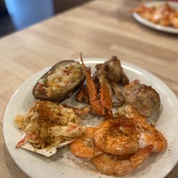 CHARM CITY BUFFET & GRILL - Updated July 2025 - 221 Photos & 120 ...