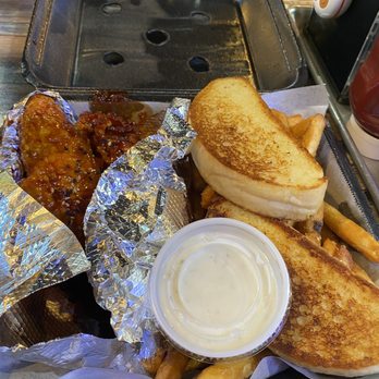 LEGEND CHICKEN - Updated July 2024 - 652 Photos & 968 Reviews - 12569 E ...