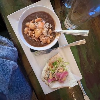 MUD BUGS A CAJUN JOINT - Updated February 2025 - 297 Photos & 296 ...