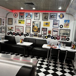 PENNY’S DINER - 172 Photos & 188 Reviews - Diners - 1731 S Sunridge Dr ...