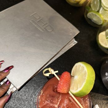 PHD ROOFTOP LOUNGE AT DREAM DOWNTOWN - Updated October 2025 - 290 ...