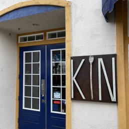 KIN WINDSOR - Updated September 2025 - 894 Photos & 900 Reviews - 740 ...