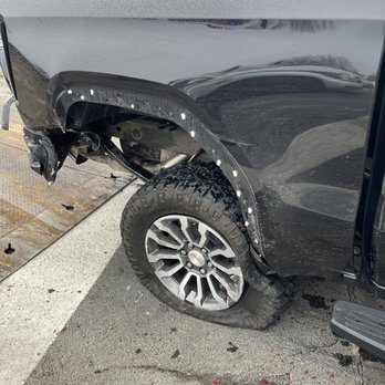 EATON PAINT & BODY - Updated October 2025 - 10 Photos - 15 Oak Ave ...