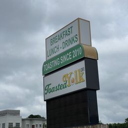 THE TOASTED YOLK CAFE - Updated October 2025 - 231 Photos & 114 Reviews ...