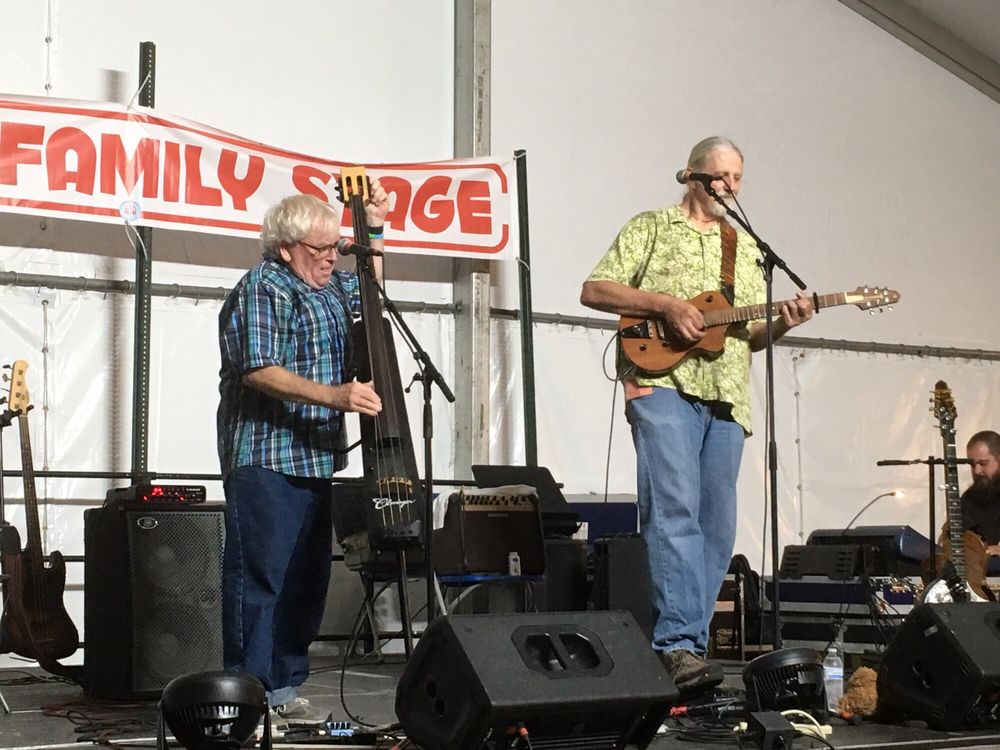 RED RIVER REVEL - Updated September 2024 - 174 Photos - 101 Crockett St ...